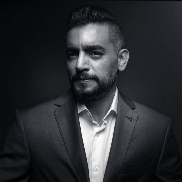 من هو هاني سلامة ؟ – manhowa.com