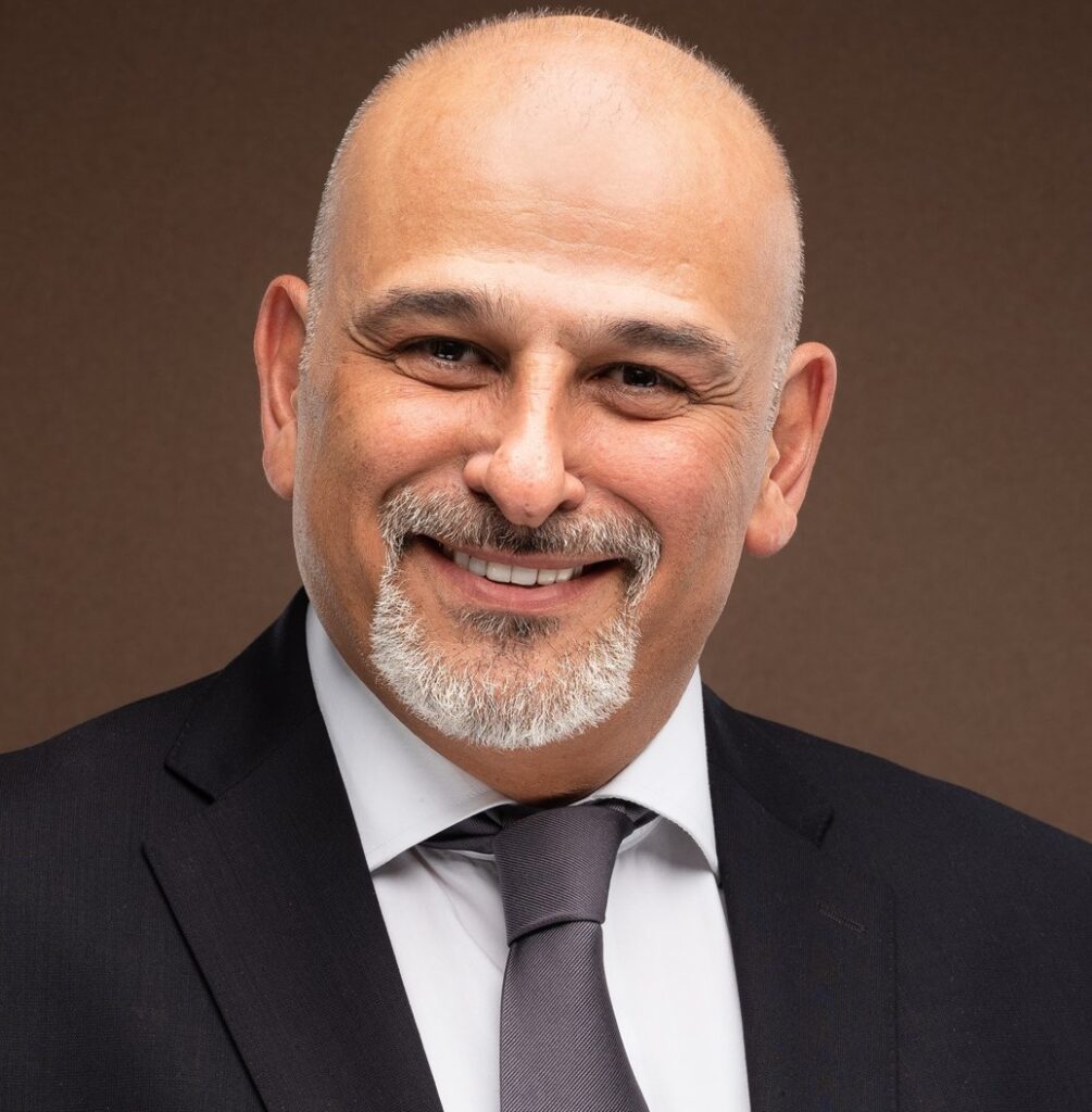 من هو جمال سليمان؟ – manhowa.com